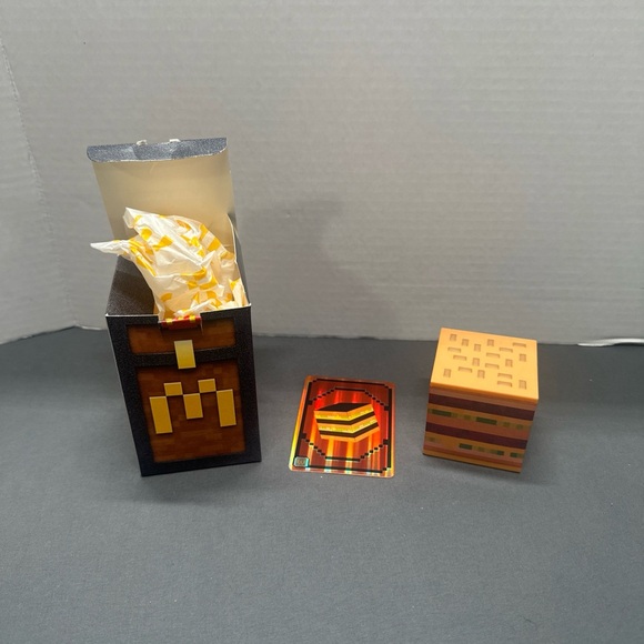 McDonald's | Toys | Mcdonalds Minecraft Big Mac Crystal Toy New Happy ...